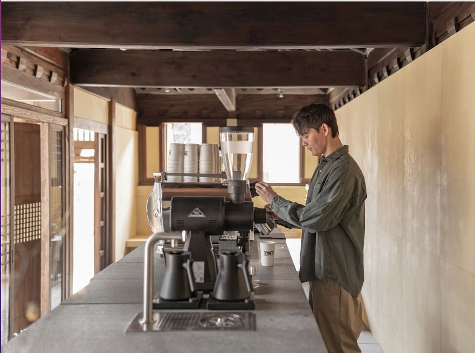 Le Labo首爾北村韓屋實驗室，穿越時光與氣味的沉靜詩篇 - VERSE